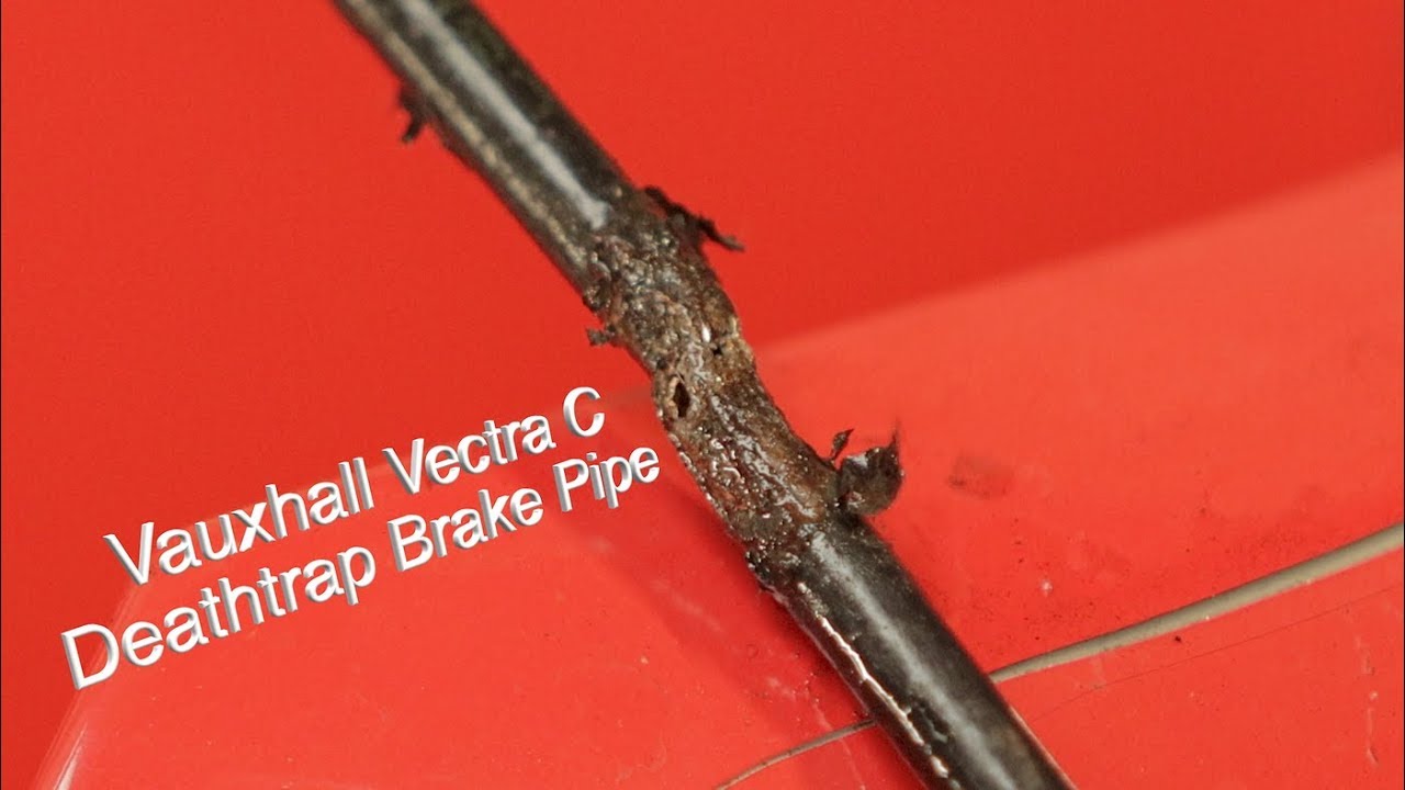 Vauxhall Vectra C, Deathtrap Brake Pipe & The MOT Test - YouTube