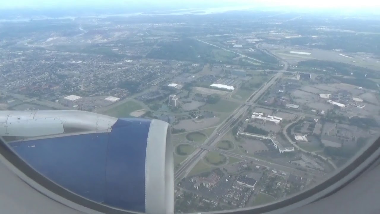 Delta Airlines Flight 1951 Landing At Detroit Metro Airport On July 6th ...