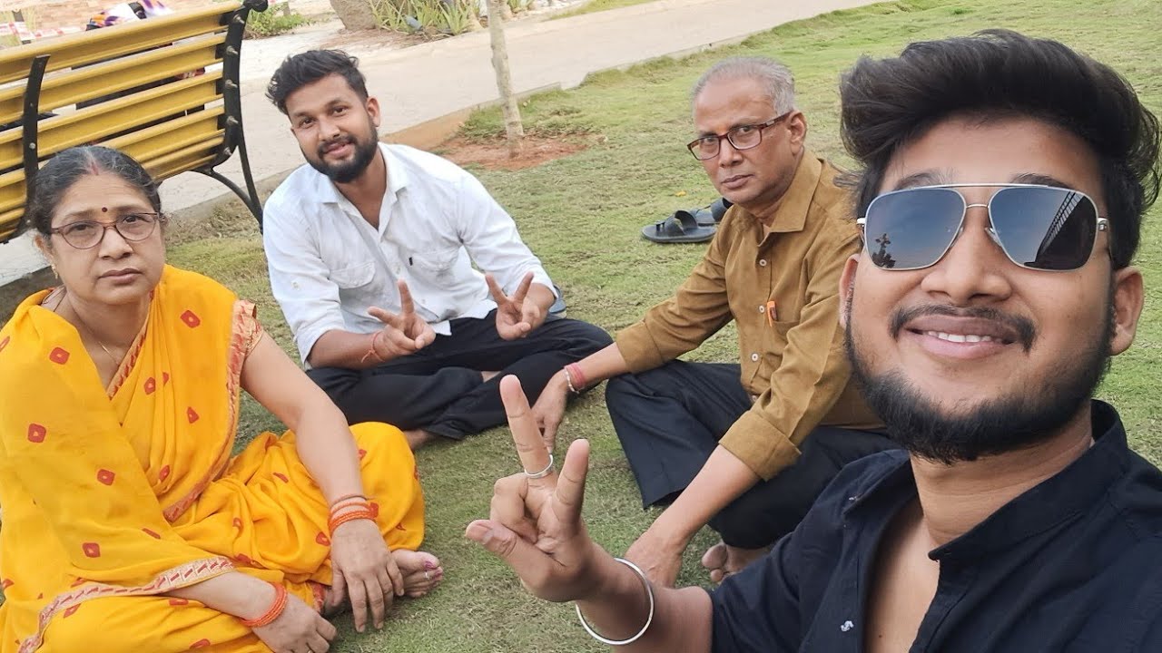 A Day With Family in JSW Park 😍 | JR Vlogs | - YouTube