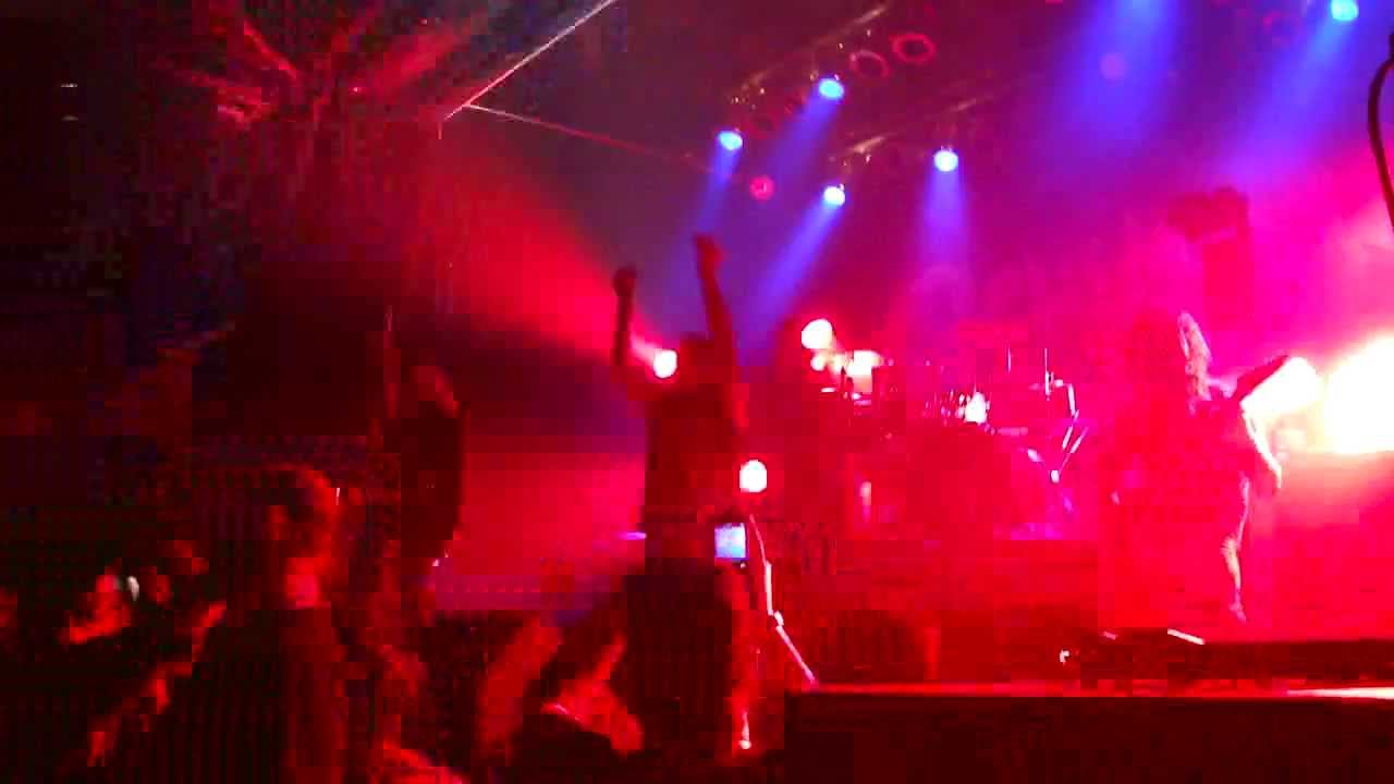 DevilDriver; Ruthless (live in Toronto 24/Sep/2013) - YouTube