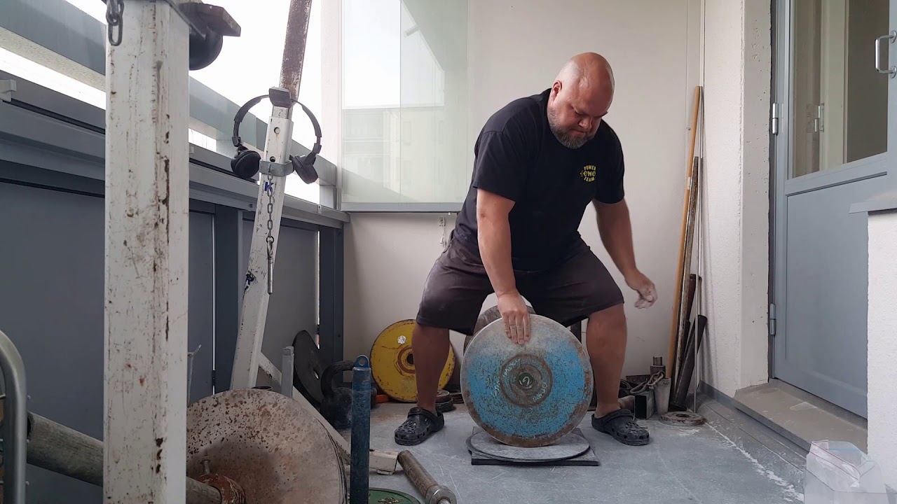 Right way to train plate pinch lift - YouTube