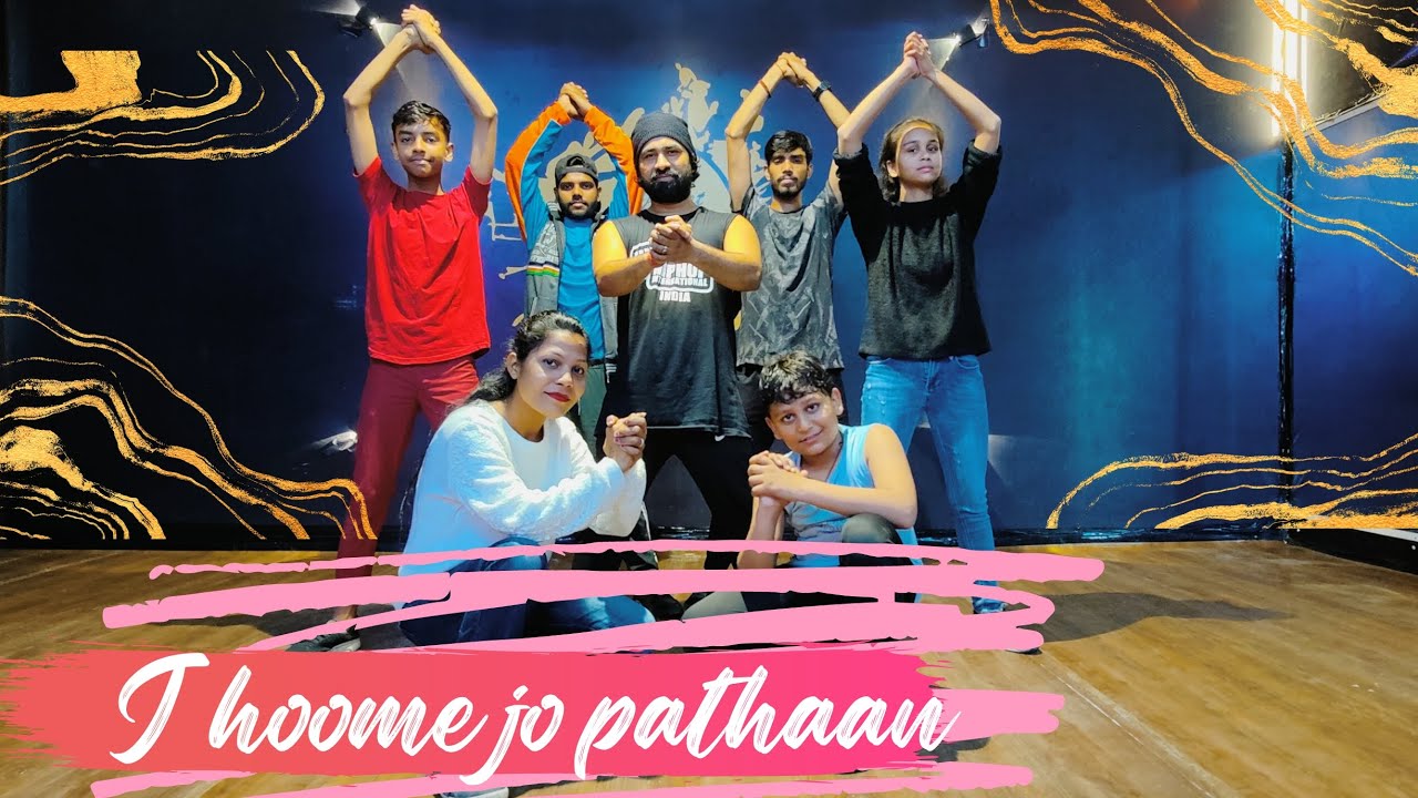 jhoome Jo Pathaan // cover song // choreography by Avinash Duggal - YouTube