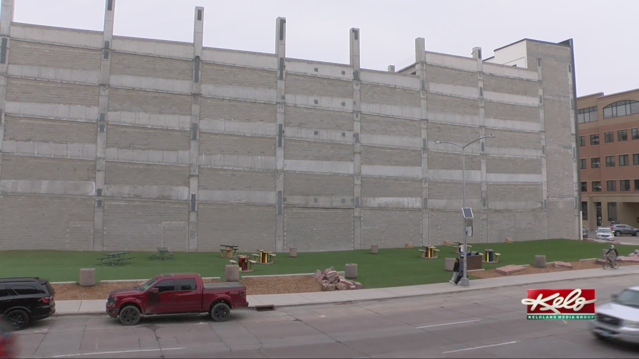 Sioux Falls invites developers to submit ideas for downtown parking ...