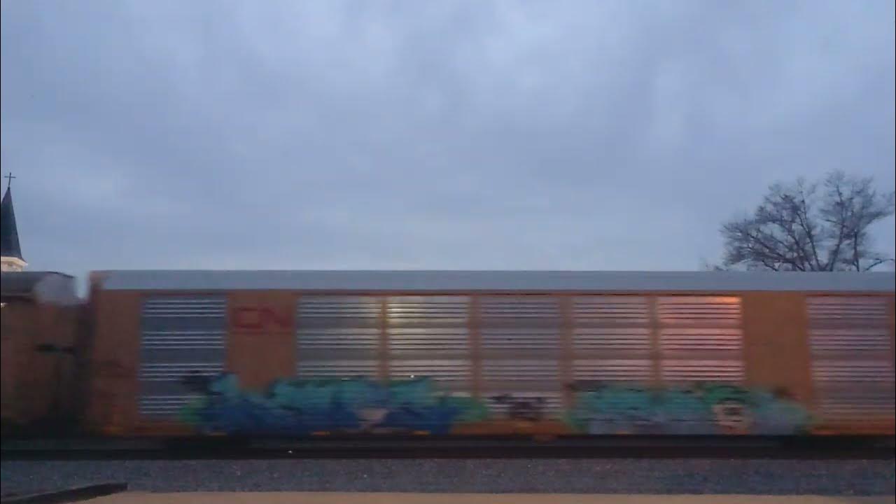 UP 7775 Leads A Manifest Through Lindale - YouTube