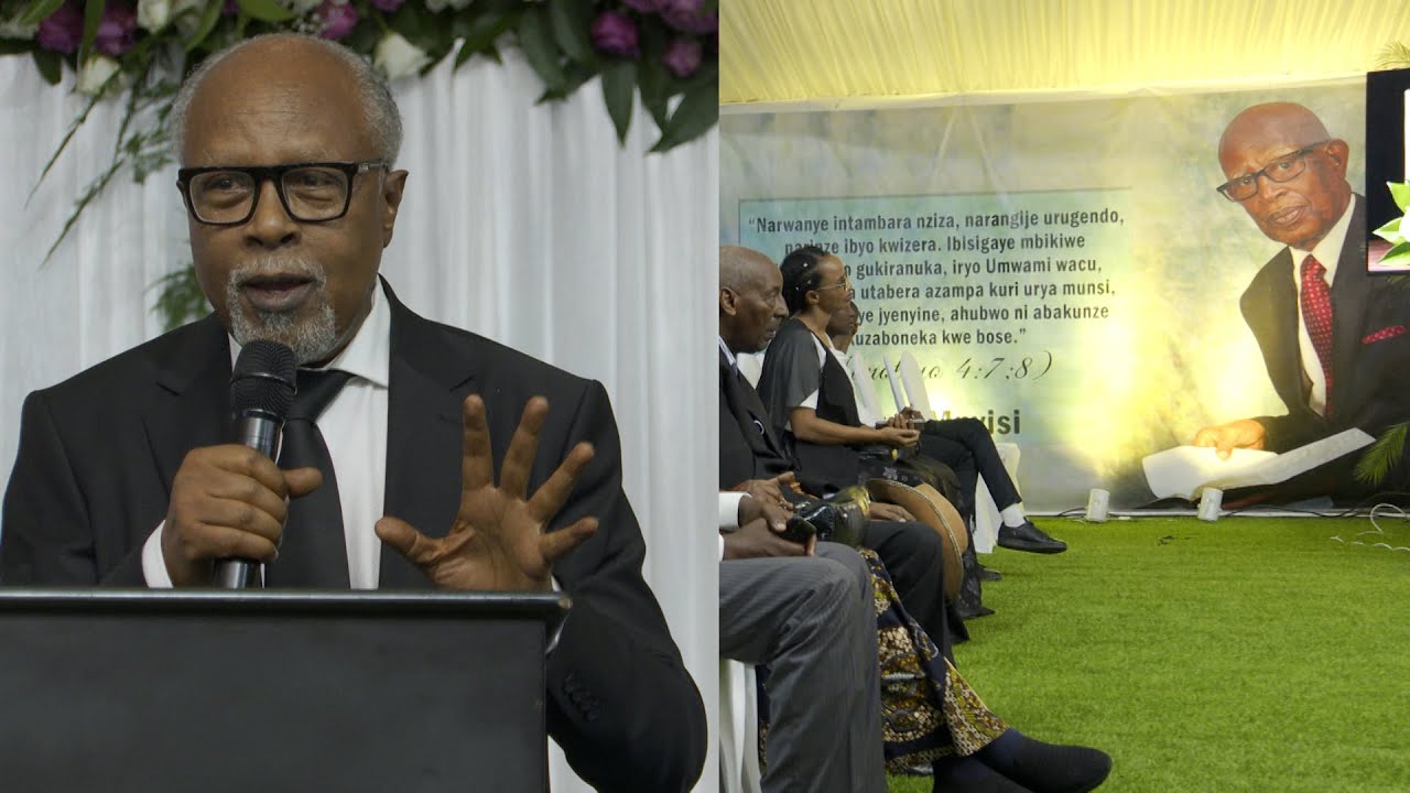 ICYO PASTOR MPYISI YASIZE ASABYE ABAZAMUHEREKEZA - YouTube