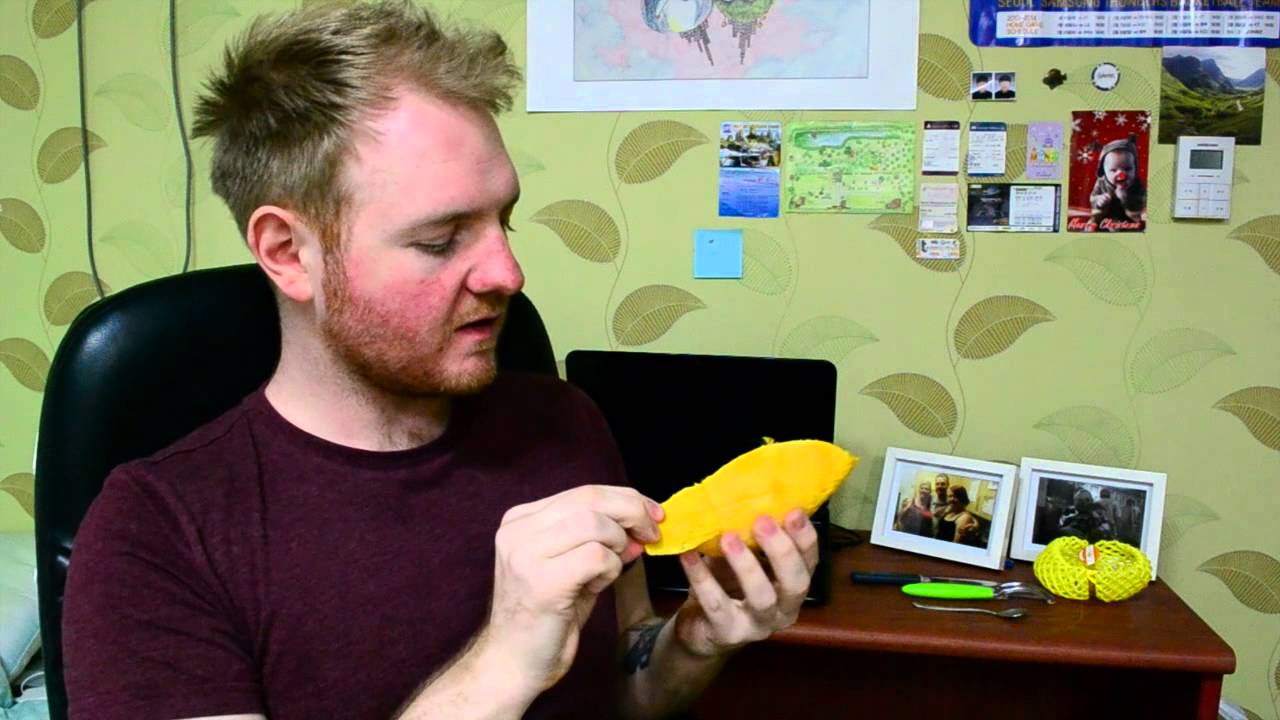Michael Eats Mango - YouTube