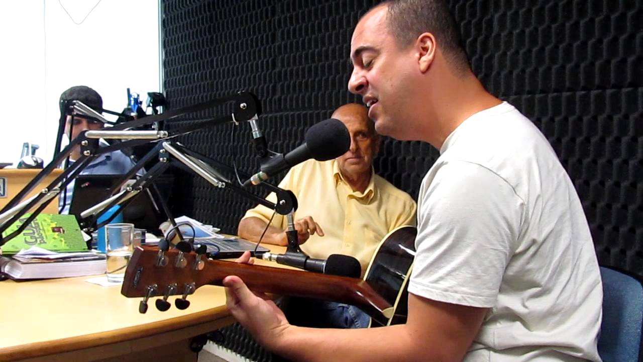 Junior Faria canta "Travessia" - YouTube