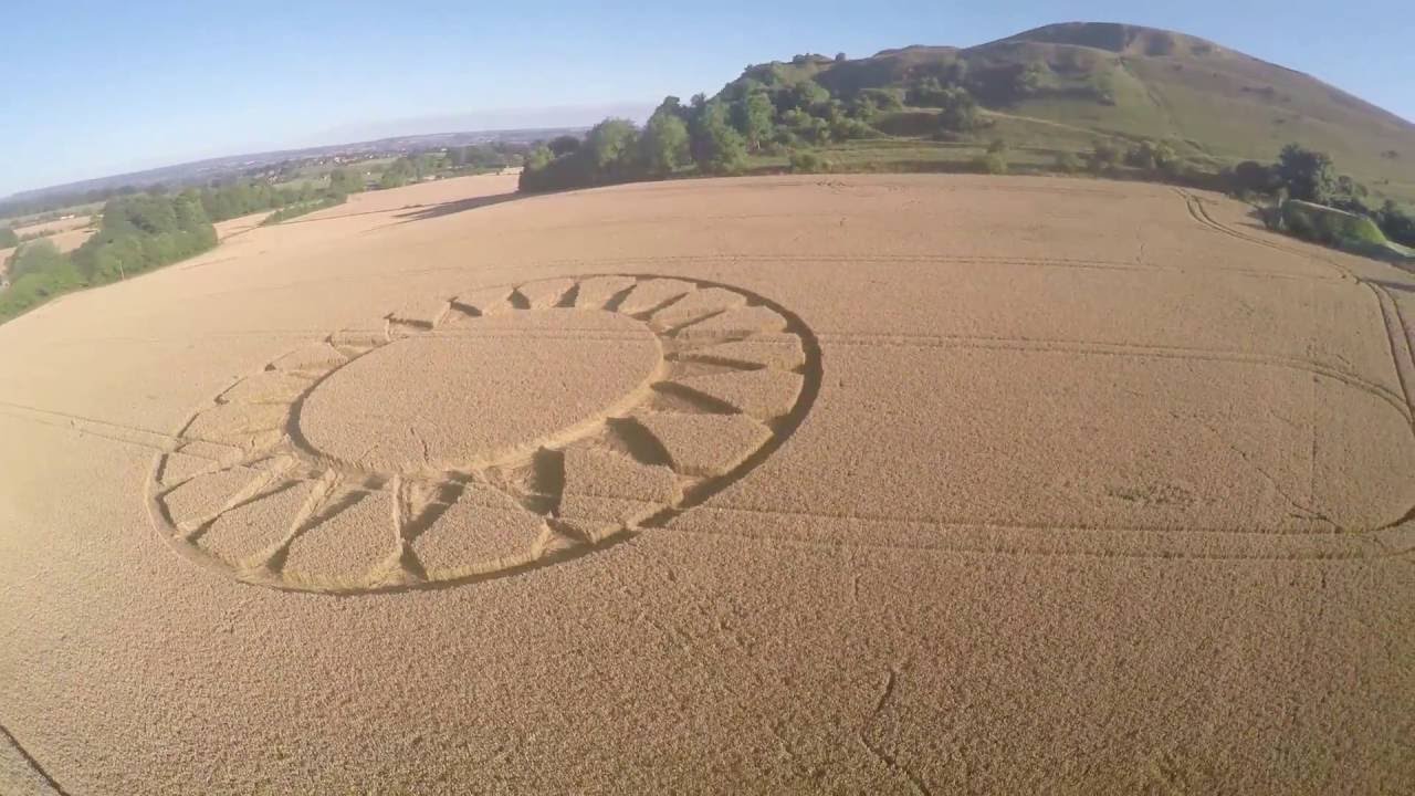 Cley Hill crop circle 30/7/2016 - YouTube