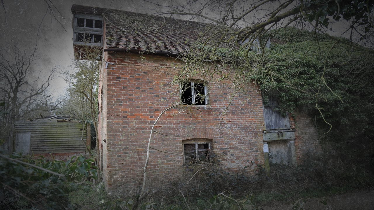 EXPLORING AN ABANDONED MILL (HAUNTED) - WARNING! - YouTube