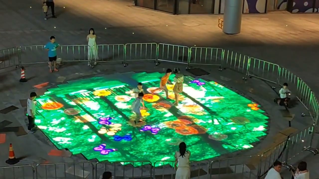 Commercial Plaza Outdoor Interactive LED Floor - YouTube