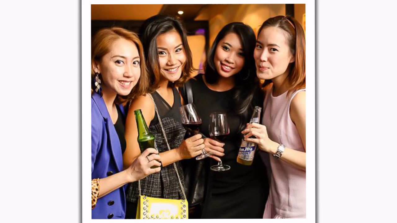 Oskar Bar Bistro Soi 11 - YouTube