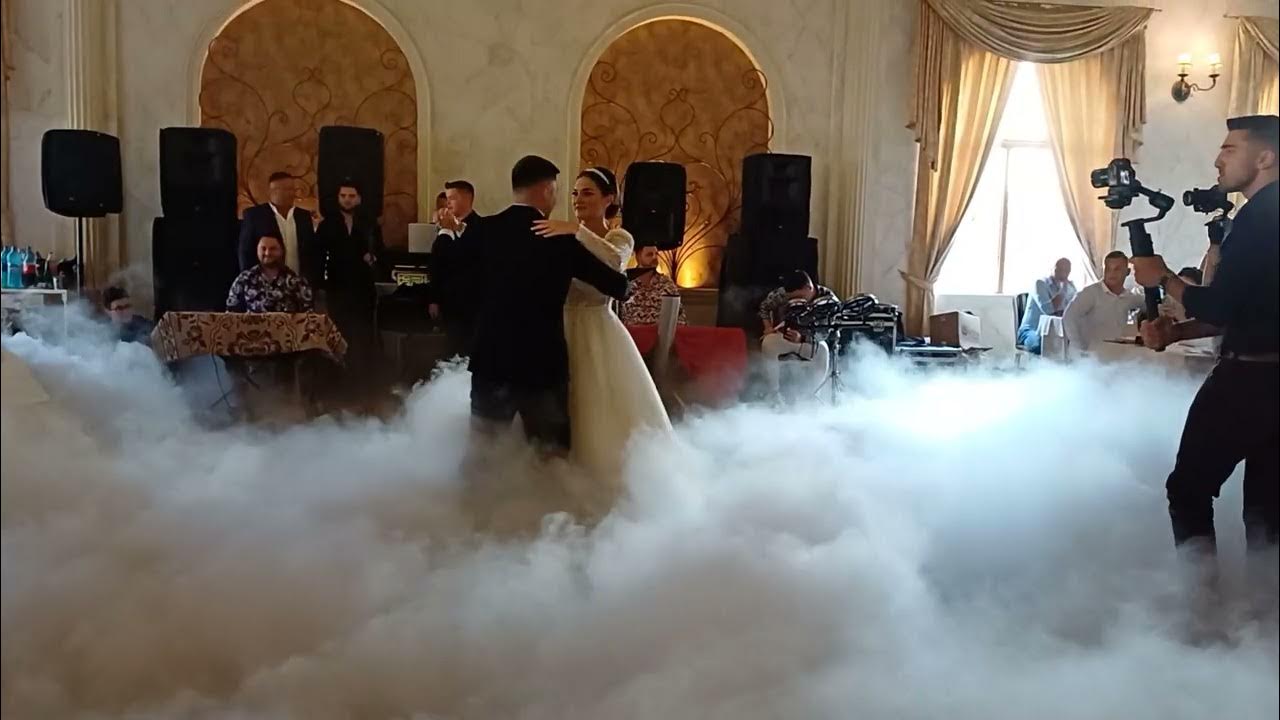 Dansul Mirilor Vlad & Bianca by M.D.A Oradea. Tel: 0770 14 25 16. - YouTube