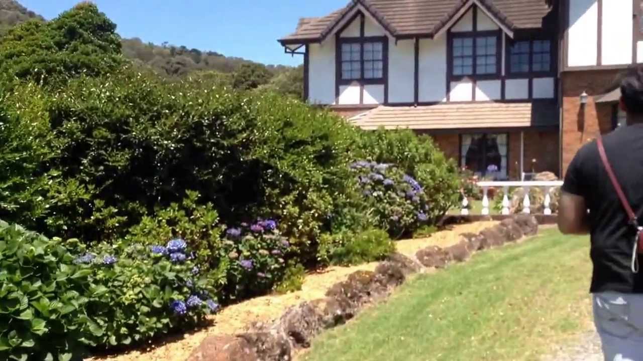 Visit to the English Manor of Springbrook, Australia 2013. Amazing ...