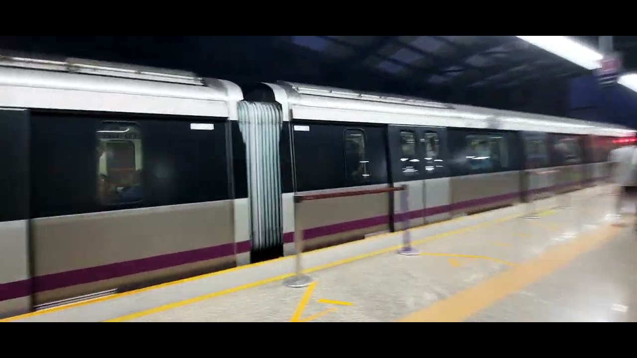 MG ROAD METRO STATION BANGALORE - YouTube