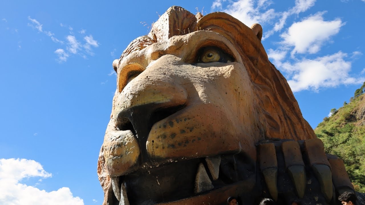 Baguio, Philippines | Lion's Head in Kennon Road - YouTube