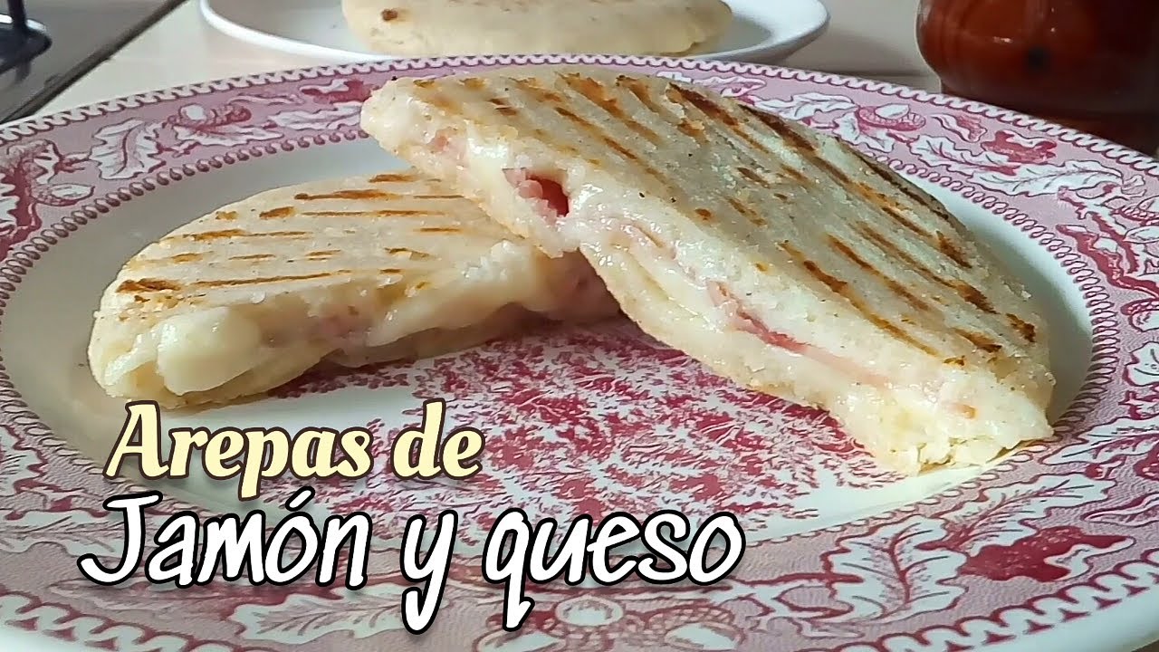 CÓMO SE HACEN LAS AREPAS DE JAMÓN Y QUESO COLOMBIANAS 🇨🇴 - YouTube