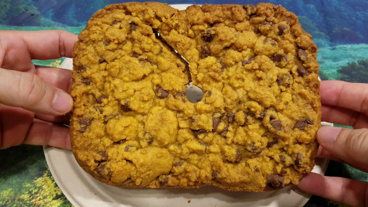 With cookie mix, a Bread Machine makes a Giant Chocolate Chip Cookie ...