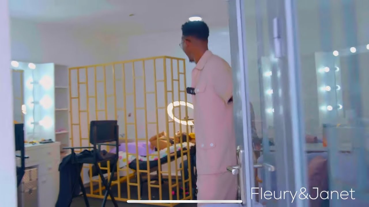NGUYE GITUMO MAMAN AMORA ARYAMYE MURI SALON DE COIFFURE FLEURY & JANET ...