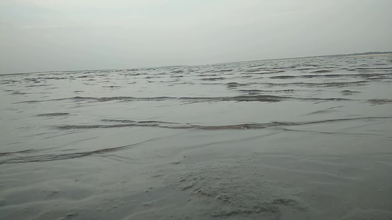 River surge - YouTube