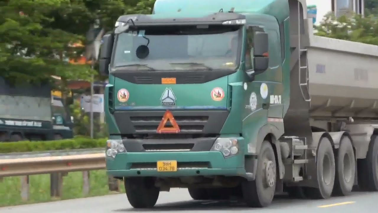 Xe container, xe đầu kéo, xe tải to ️ có nhạc sôi động - YouTube