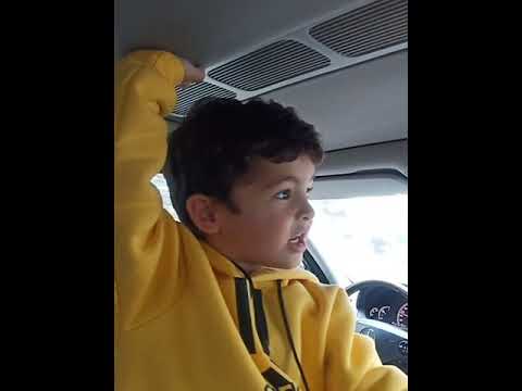 3 yaşlı balaca ƏLİ şeir söyləyir