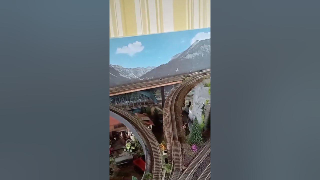 Br 140 mit Piko Hobby-Wagen - YouTube