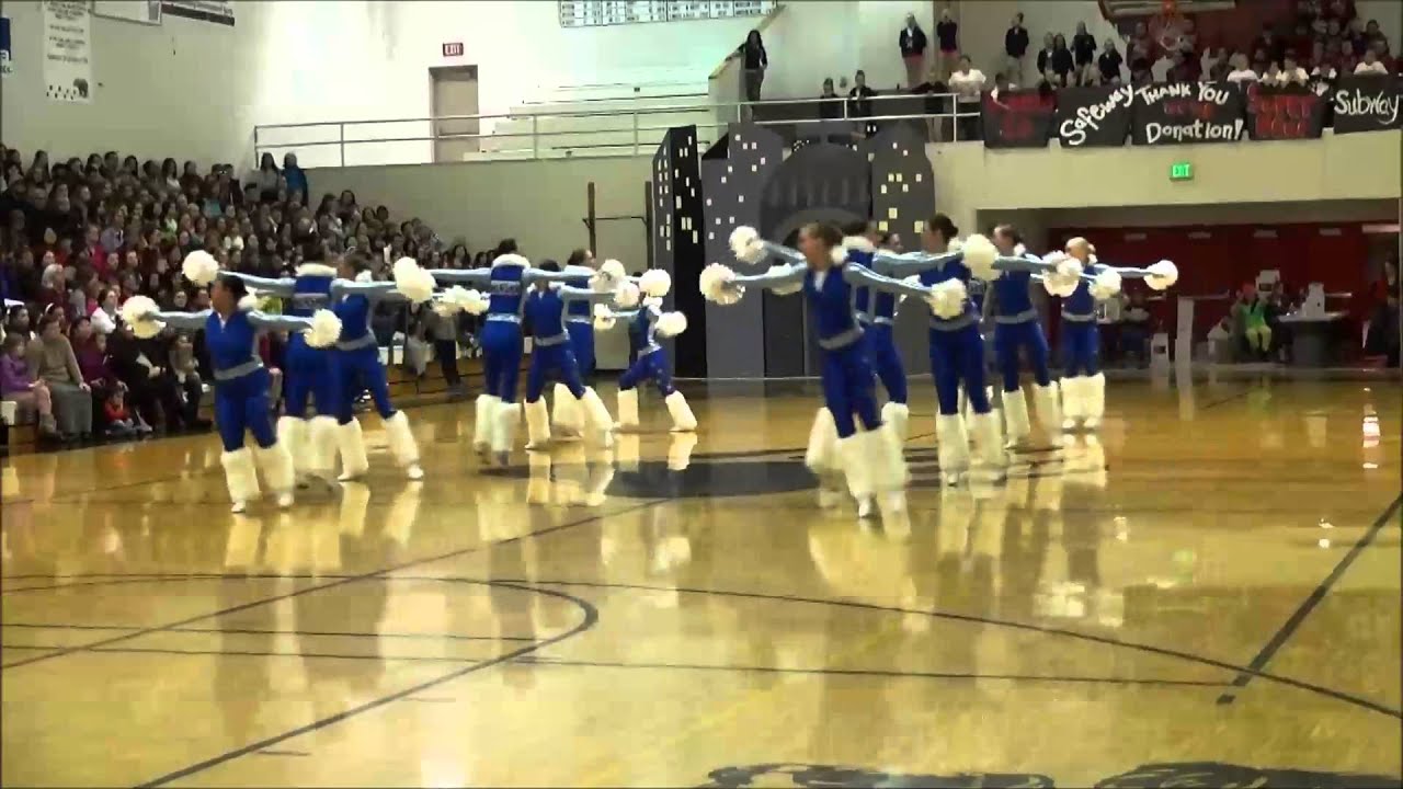 2014 Showtime Pom Routine - YouTube