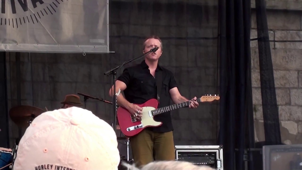 Jason Isbell - "24 Frames" (2018 Newport Folk Fest) - YouTube