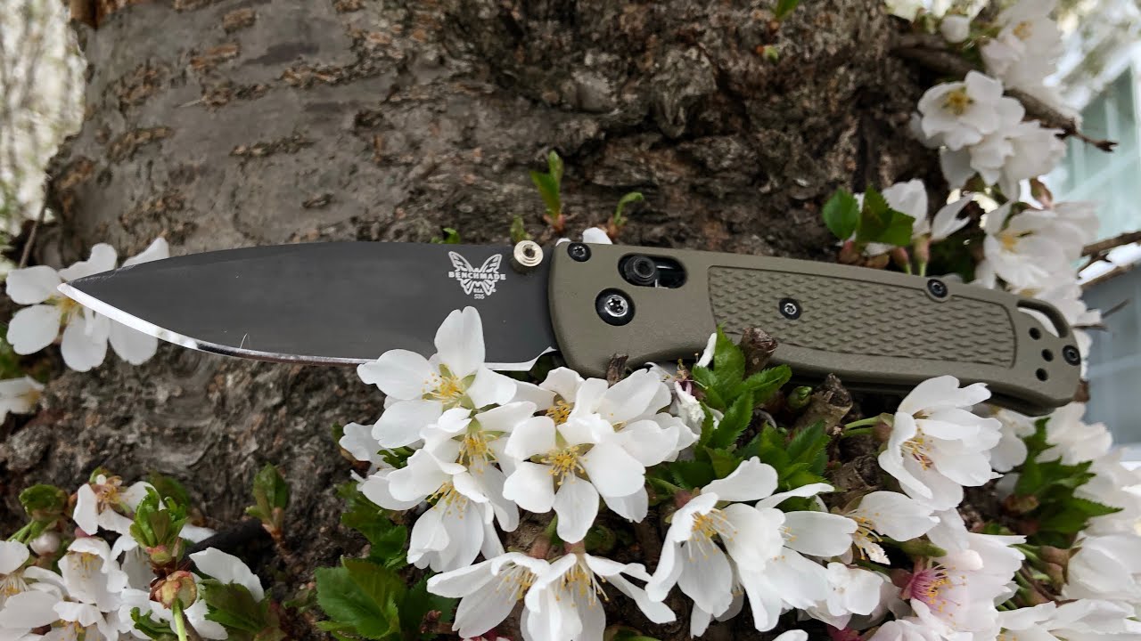 Benchmade Bugout - After 2 Years, Thoughts and Review - YouTube