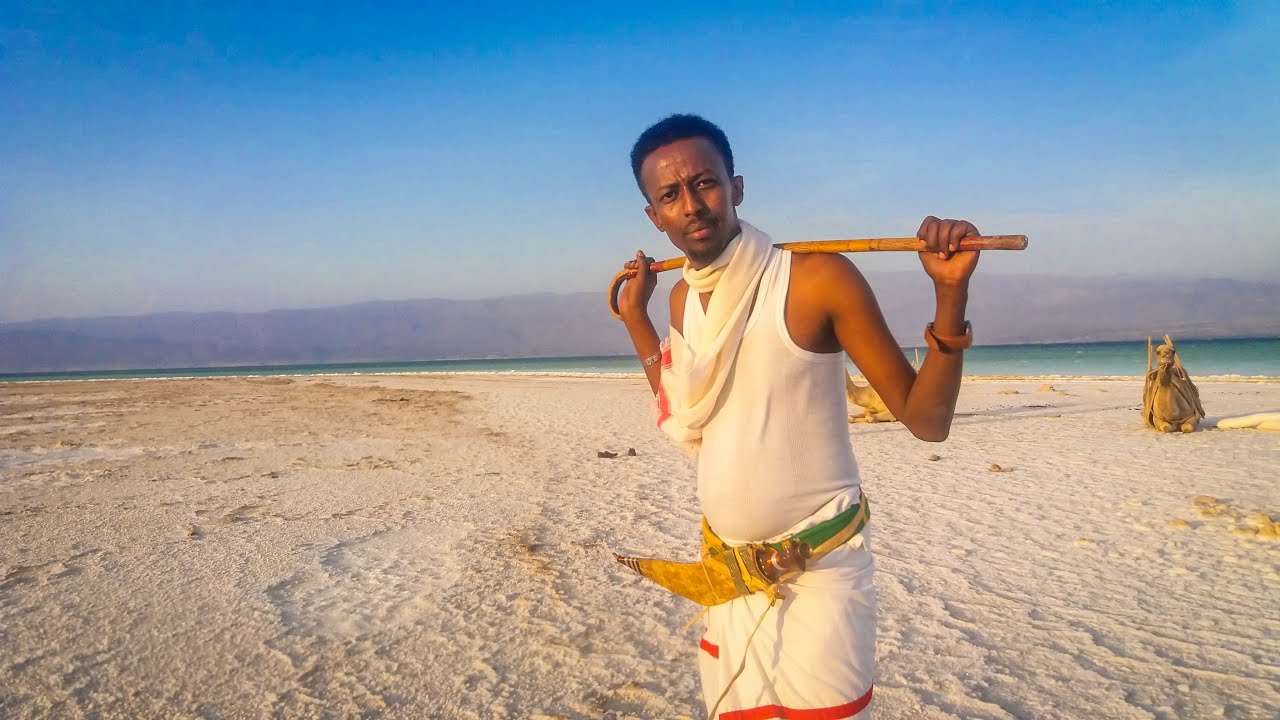 Awaleh Aden - C'est ça ( une chanson dédiée à la promotion du tourisme ...