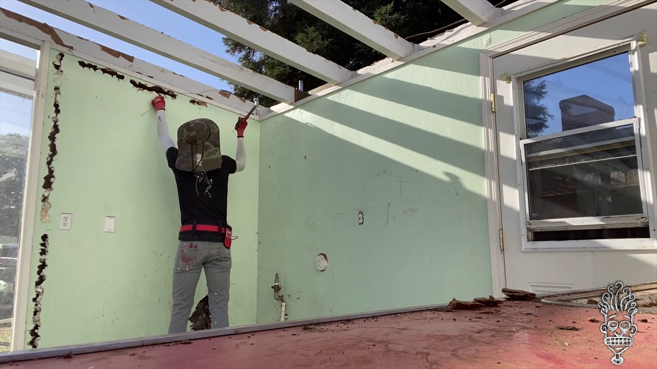 DIY House Demo / Renovation Week One - YouTube
