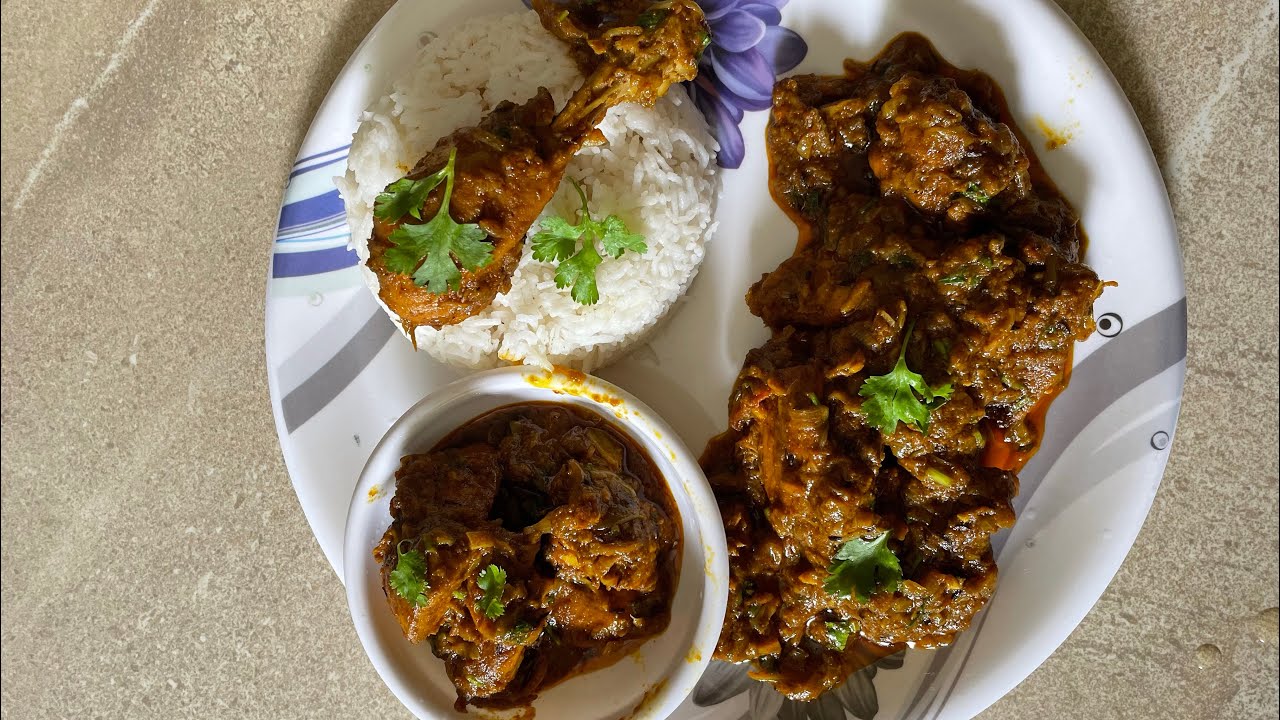 Deliciously Authentic: Restaurant-Style Chicken Curry Recipe! - YouTube