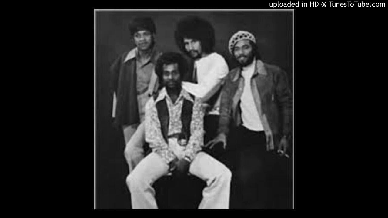 THE NATURAL FOUR - HANGING ON TO A LIE - YouTube