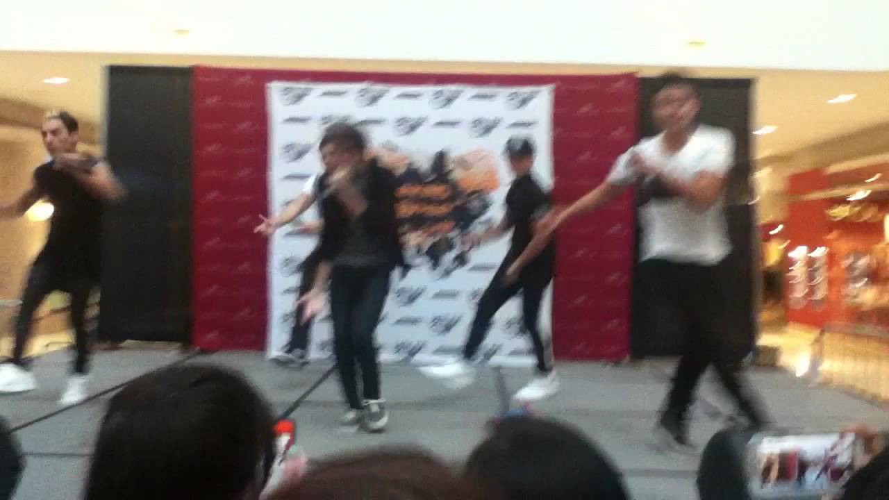 IM5 Heartless Touchdown Dance Performing Live at Southpark Mall 8/25/14 ...