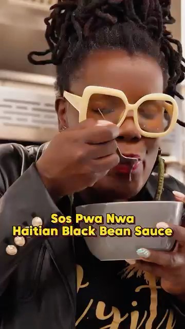 How to Make Sos Pwa Nwa? Black Bean Sauce Soup Cooking Tutorial Video ...