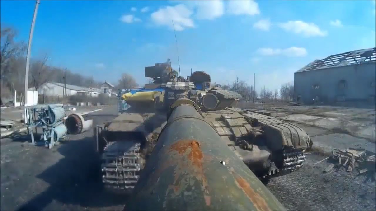 Tank gun as self stick Video from Russia-Ukraine war (2016) - YouTube