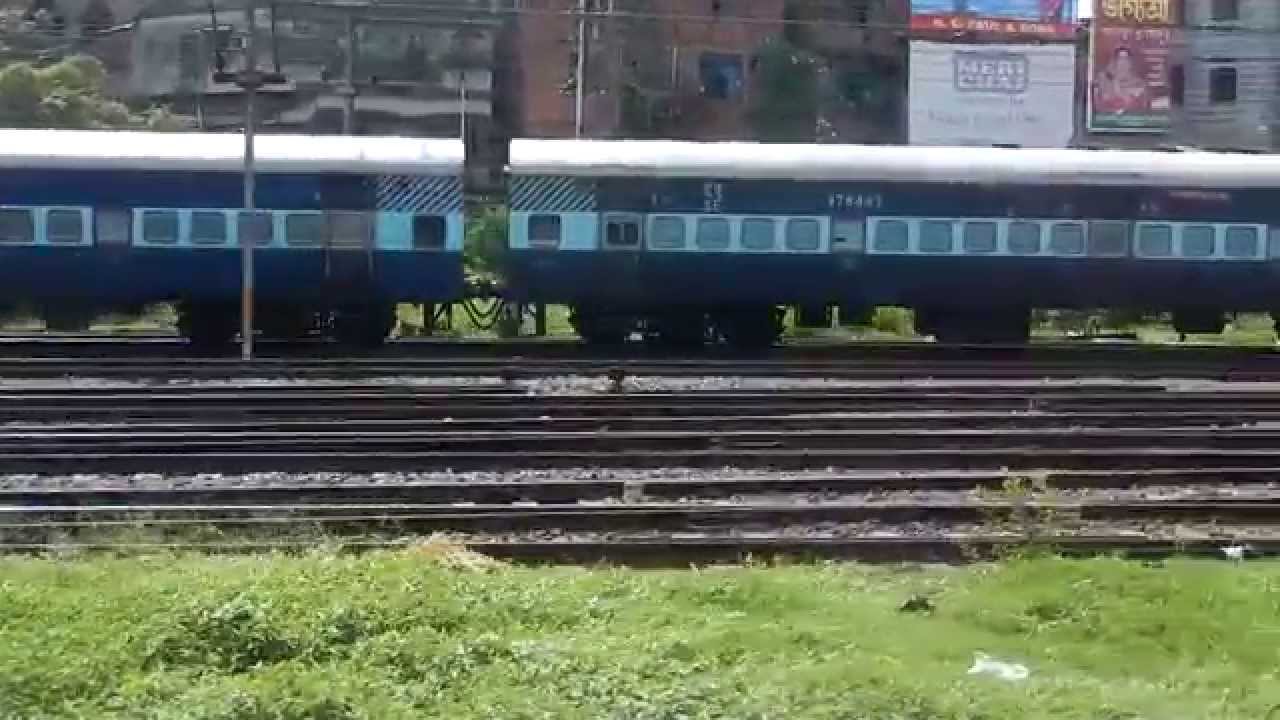 12273 Hwh Ndls Duronto Express - YouTube