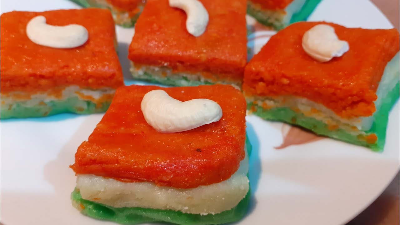 TRICOLOR /TIRANGA COCONUT BARFI SWEETS | तिरंगा बर्फी | Nariyal Barfi ...