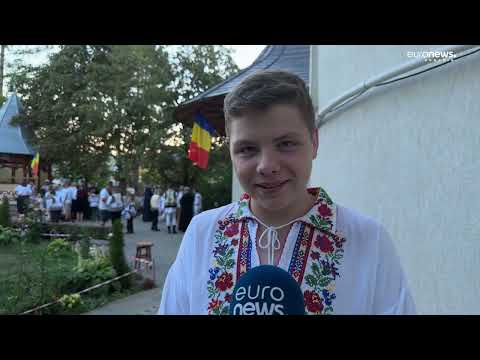 Zeci de copii au participat la un concurs de bătut toaca, în Iași: „E o apropiere de Dumnezeu”