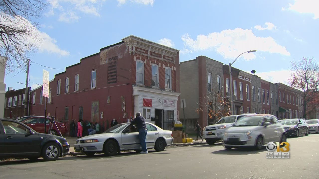 Bea Gaddy Family Centers Hands Out Boxes Of Food To Seniors This ...