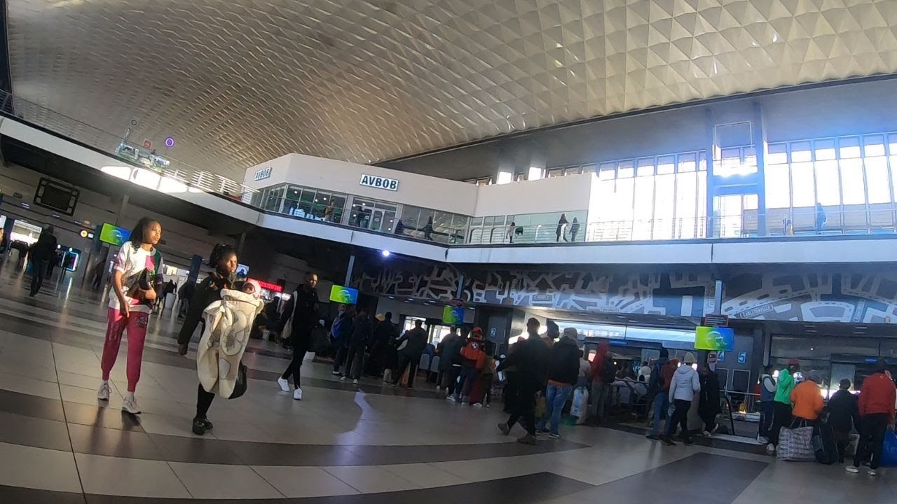 THIS IS THE LARGEST RAILWAY STATION IN AFRICA - YouTube