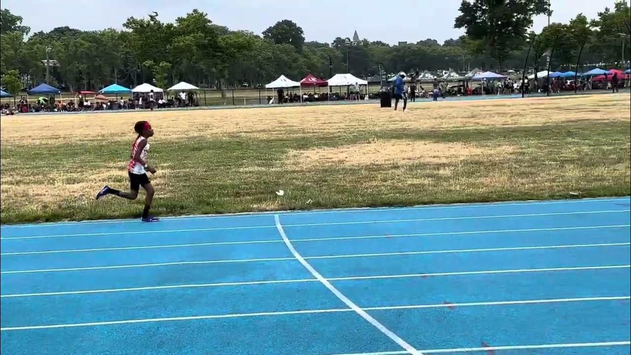 Aiden 800M - YouTube