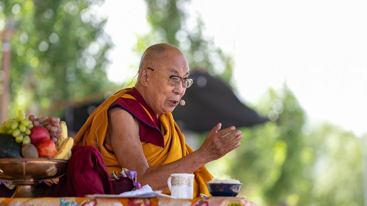 Visit to Lamdon Model Senior Secondary School in Leh - YouTube