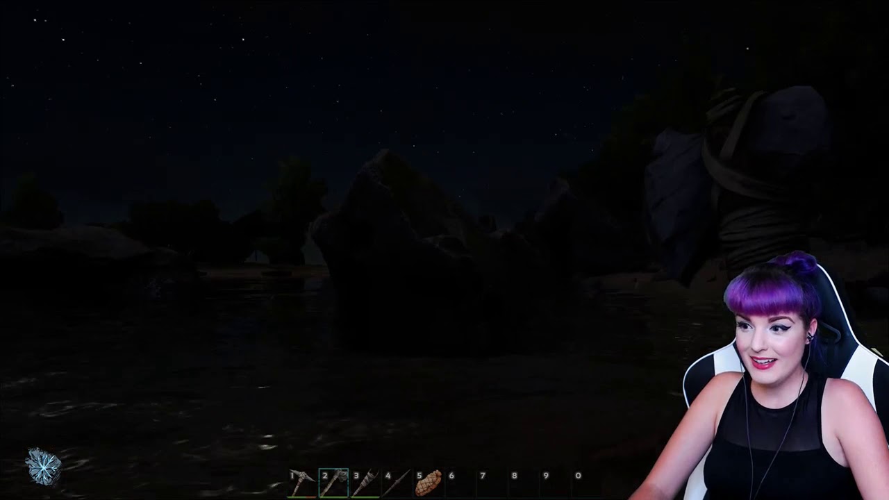 Naysy finds a friendly T-rex! - YouTube