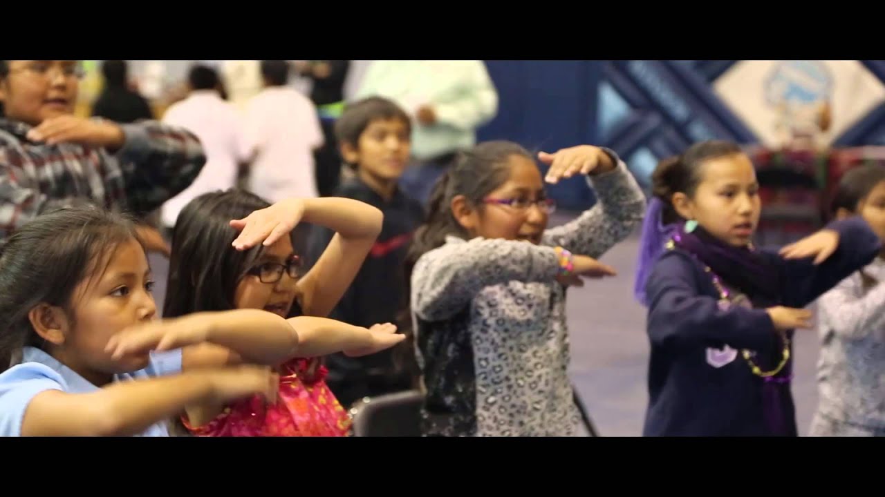 DM EXPO 2014 Window Rock Field House - YouTube