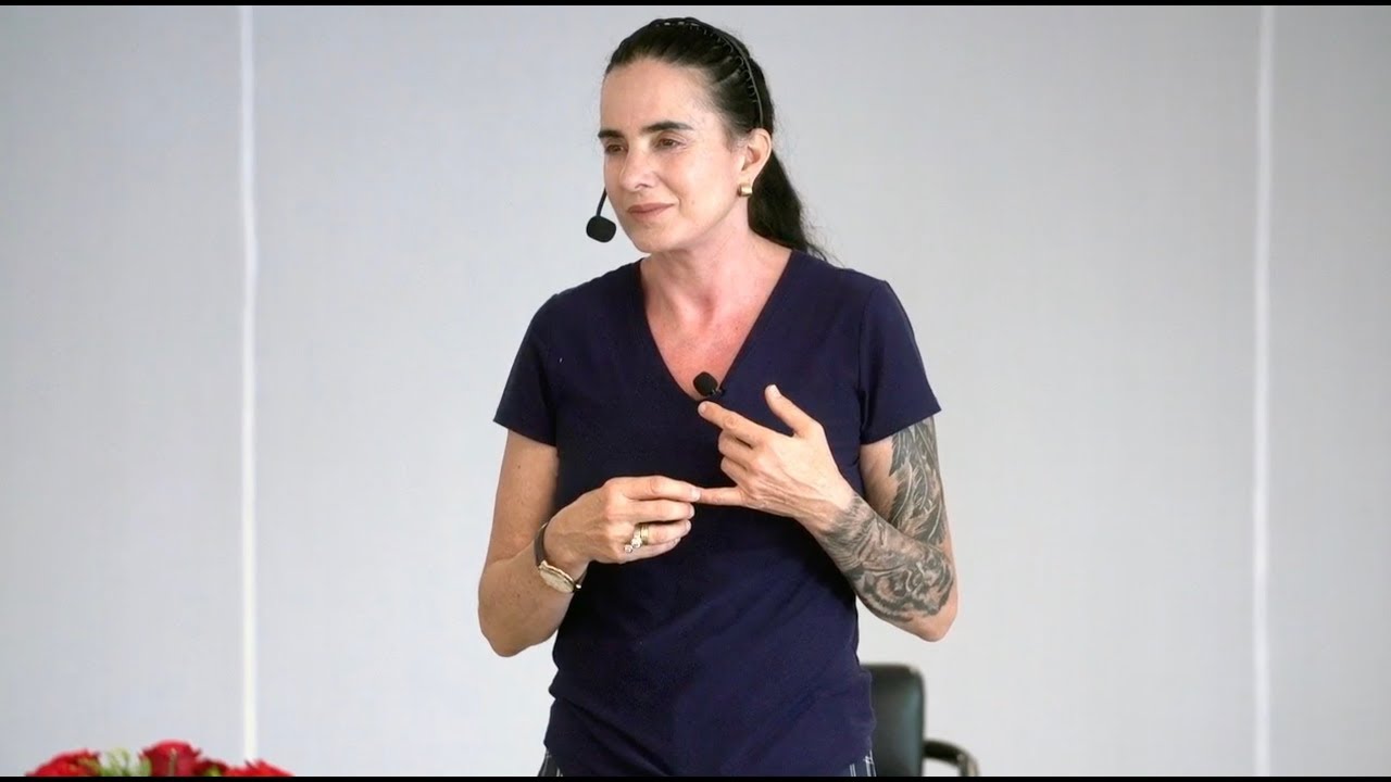 Isha Judd talks about Stillnes and Expansion of Consciousness. Darshan ...