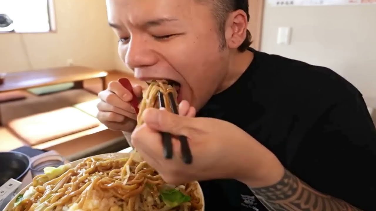 Super delicious Japanese ramen eating challenge compilation - YouTube