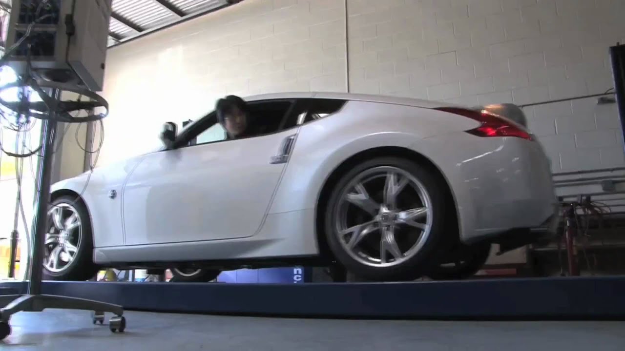 Nissan 370Z 7-Speed Automatic On the Dyno - YouTube
