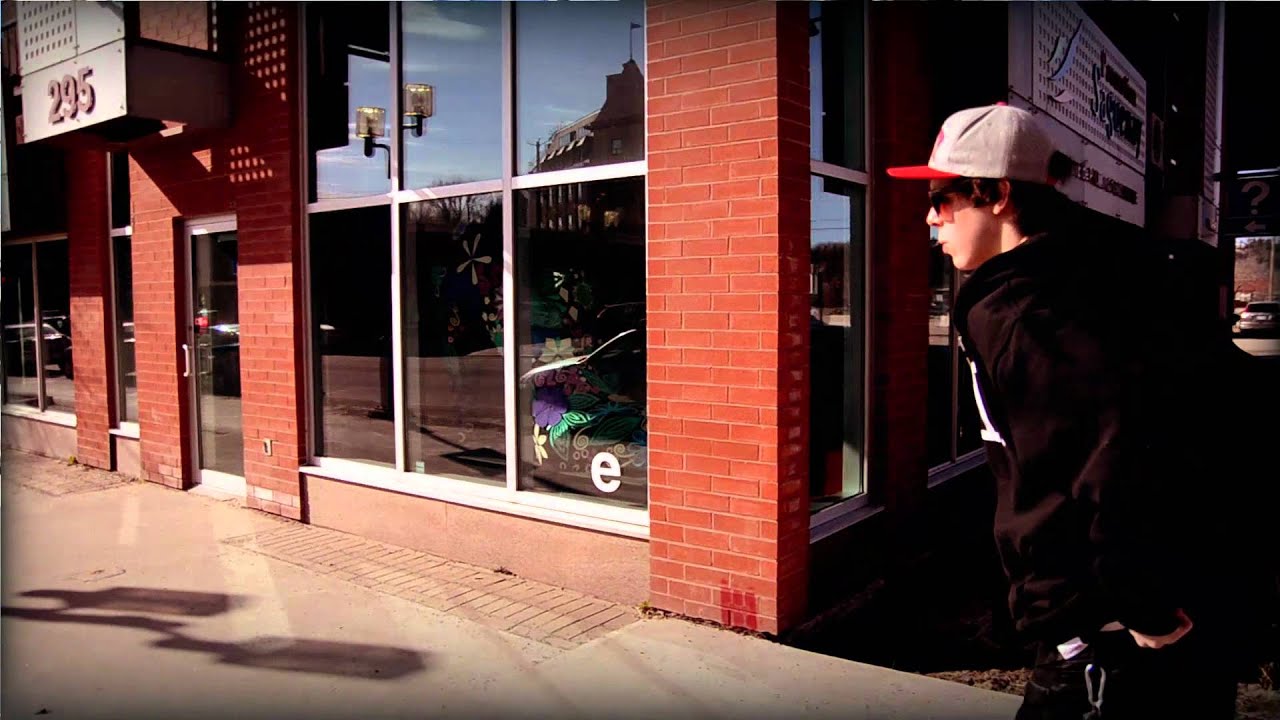 Jemcee & Sam Gagnon - Du love à donner (VIDEOCLIP OFFICIEL) - YouTube