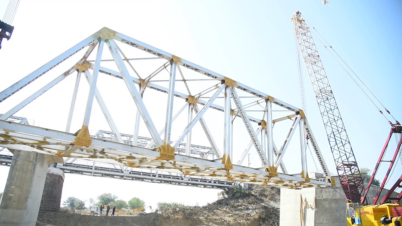 Girder launching lifting method - YouTube